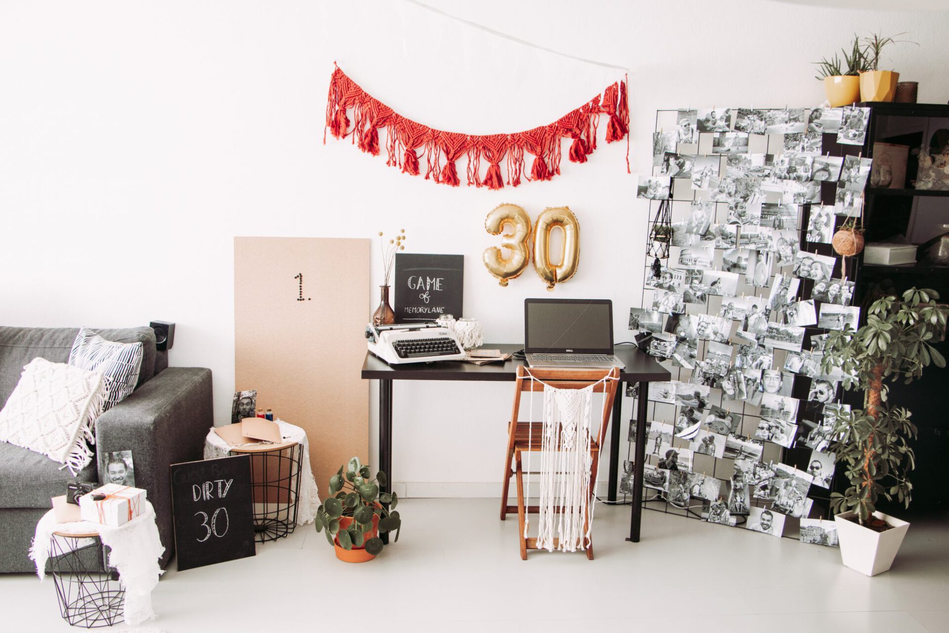 DIY: The Game of Memory Lane ; een heel persoonlijke spel - Up in the Air