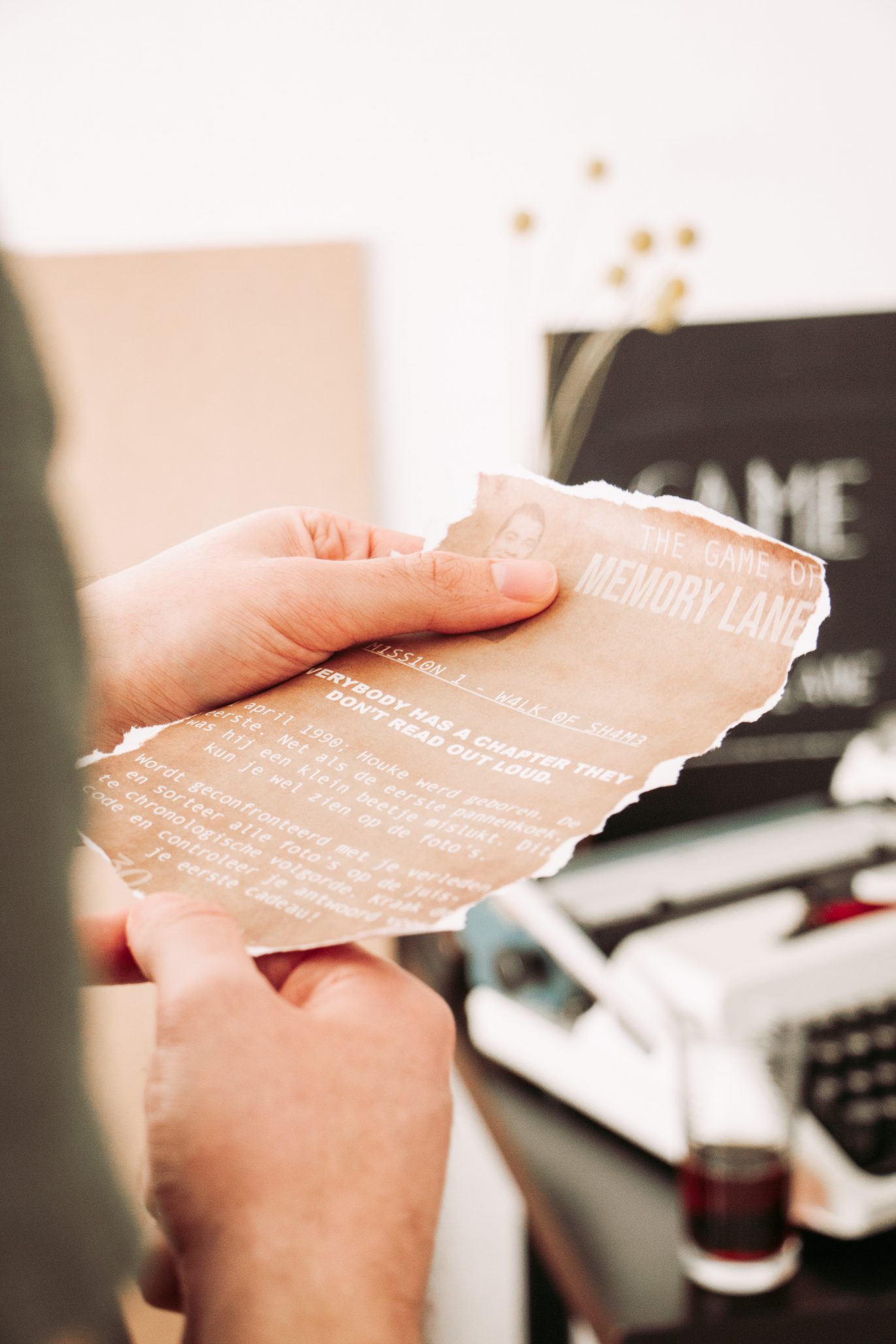 DIY: The Game of Memory Lane ; een heel persoonlijke spel - Up in the Air